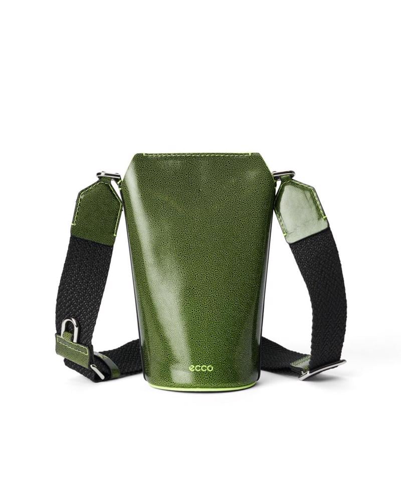 ECCO Pot Bag Cracked Leather | ECCO Trading Co. Ltd