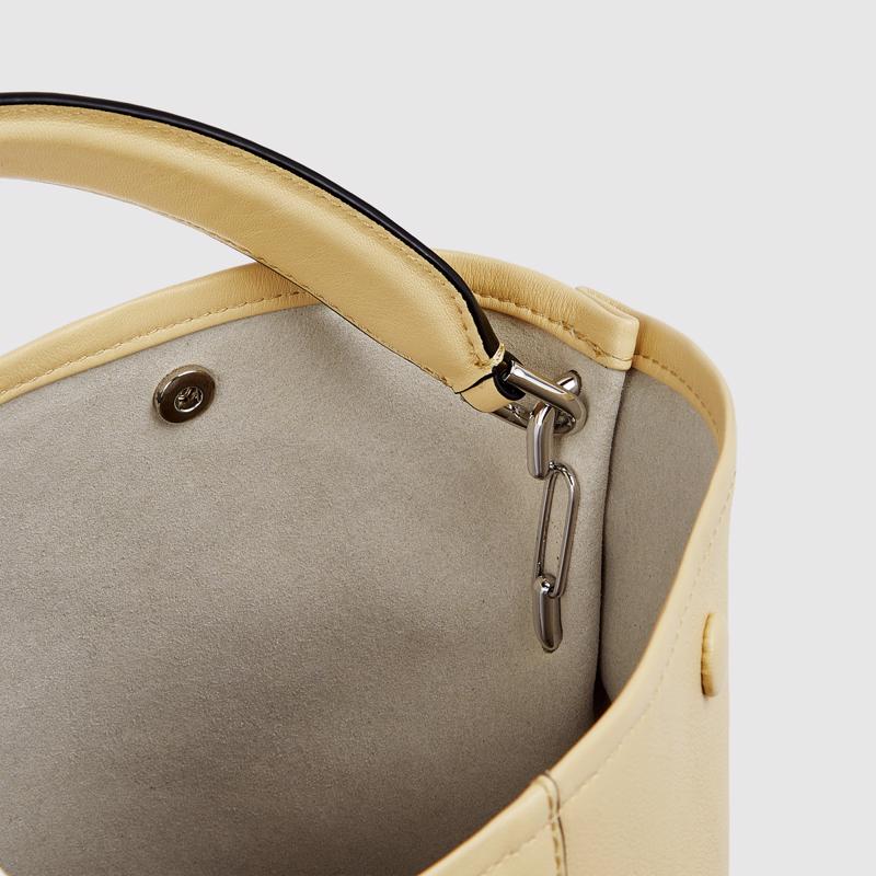 ECCO Wave Takeaway Bucket | ECCO® Middle East A/S